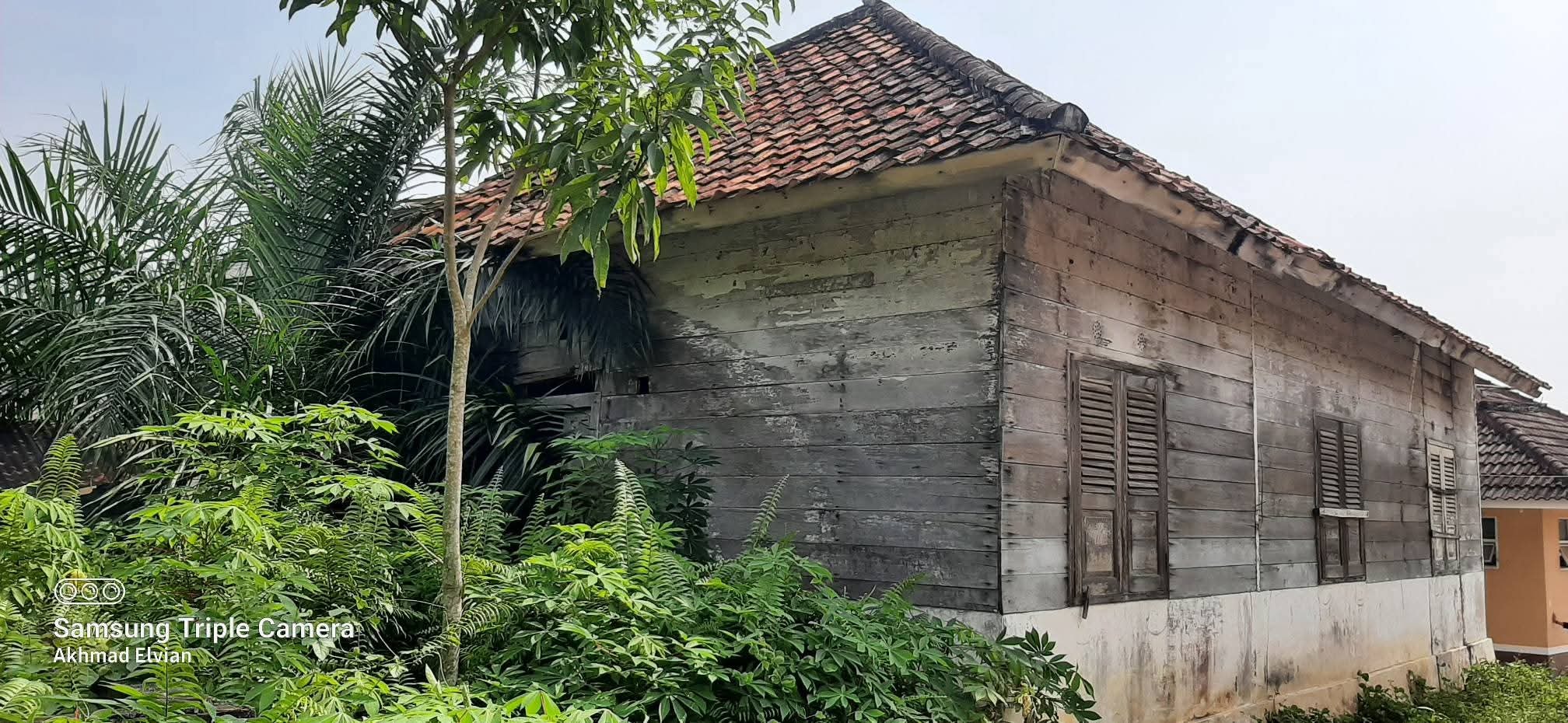 Bangunan Bersejarah Di Tanjung Labuh, Kepulauan Lepar. – JelajahBangka.com